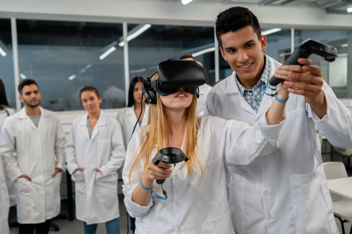Virtual Reality Teaching: Transforming Education with VR Immersive Learning